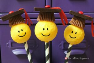 31 Easy & Delicious Graduation Desserts Everyone Will Love - The Modern ...