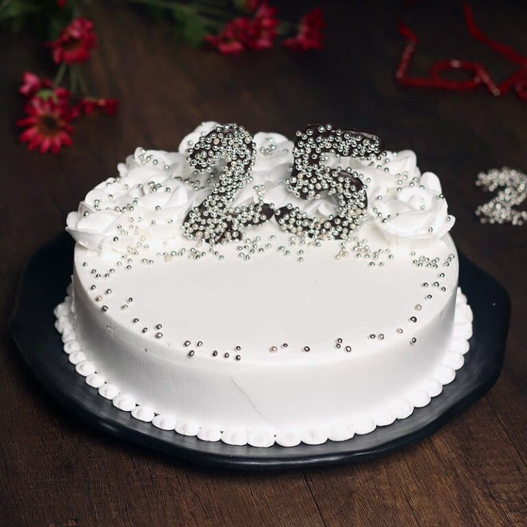 20 Classy and Cute 25th Birthday Cake Ideas - The Modern Field