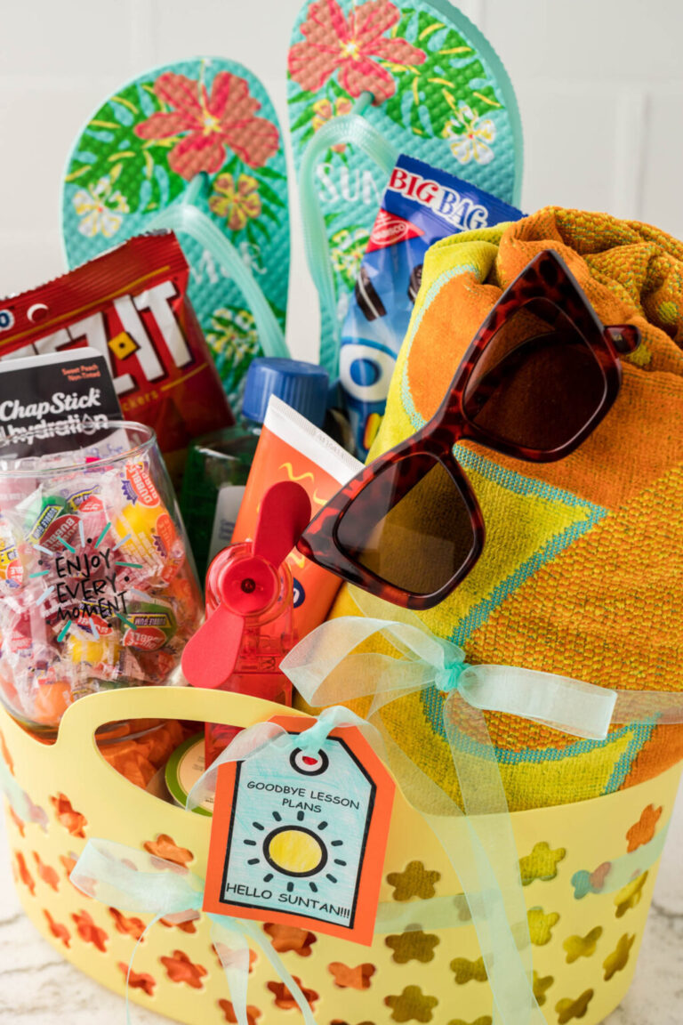 12 Creative Teacher Summer Gift Basket Ideas - The Modern Field