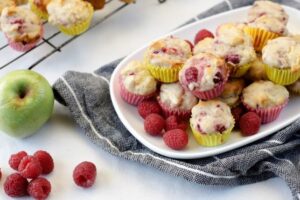 29 Easy & Delicious Picnic Appetizers to Impress Your Crowd