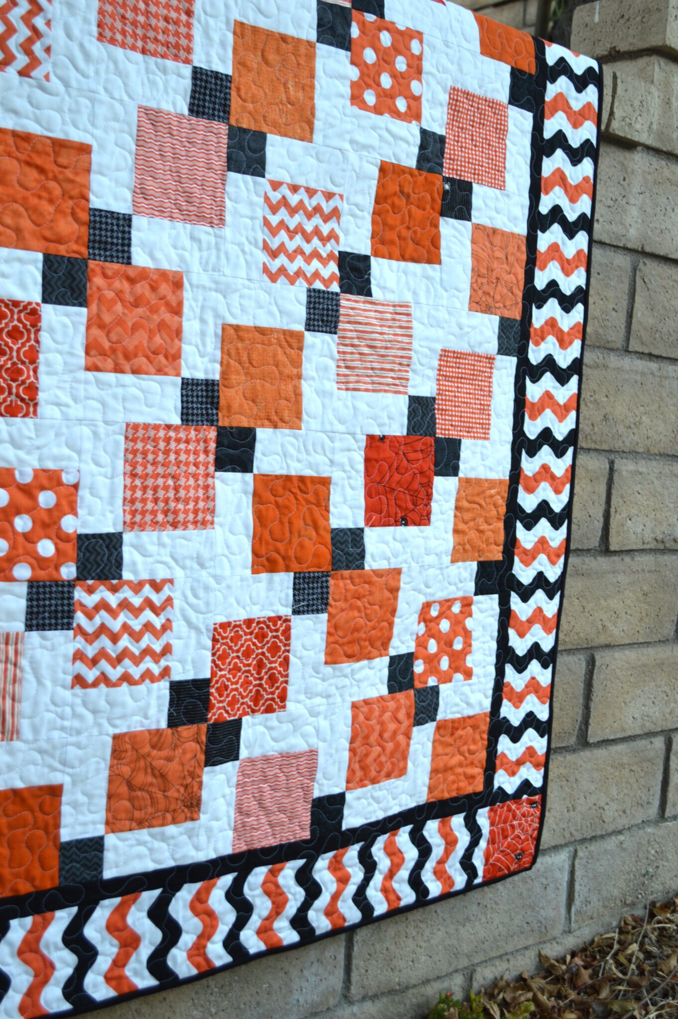 15 Free Halloween Quilt Patterns to Haunt Your Home This Fall - The ...