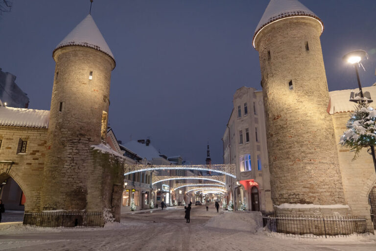 15 Medieval European Walled Cities That Will Leave You Speechless