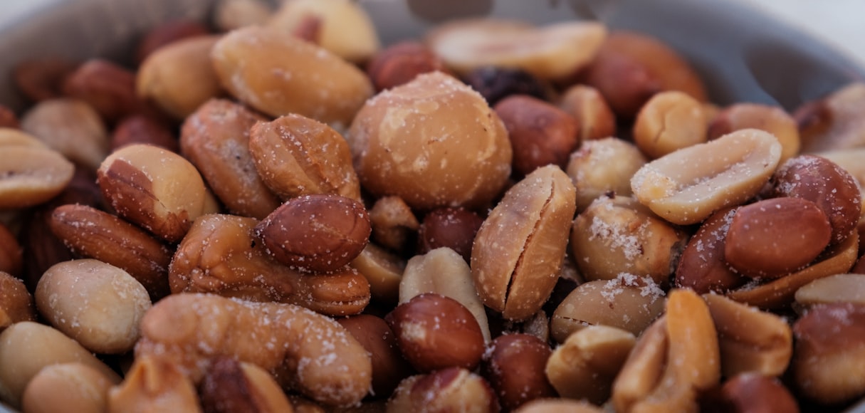 Over 60? The 4 WORST Nuts You Should NEVER Touch — and 4 You MUST Eat ...